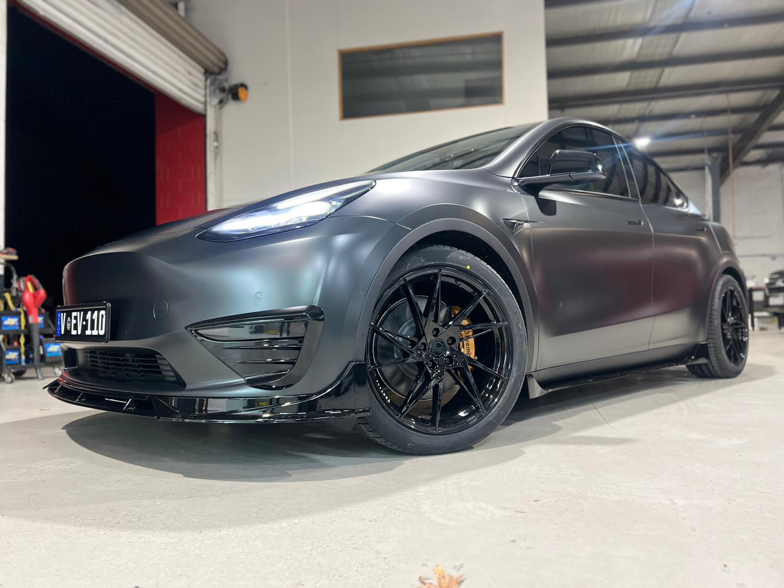 Exon Gloss Black Full Bodykit for Tesla Model Y inc. Performance PYD ...